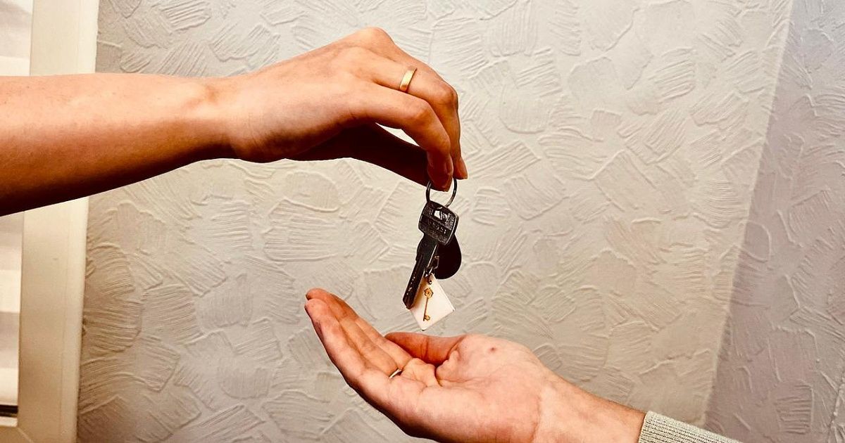 Лариса Долина отказалась освободить в срок квартиру в Хамовниках. 29.12 ...